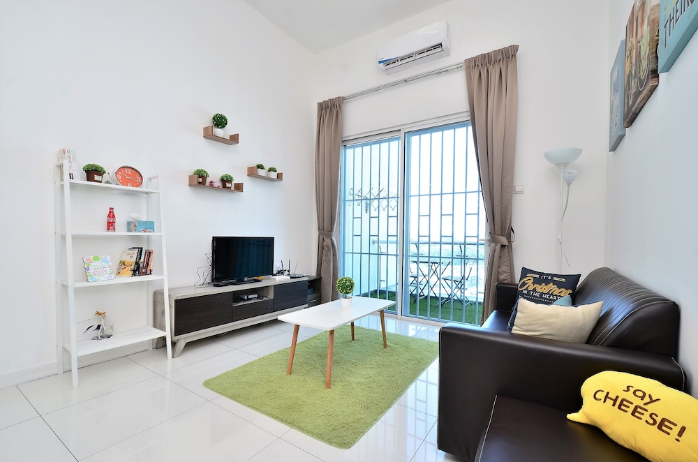 Harmony Cozy 6-8 Pax Walking Distance To Ioi Mall Lrt - Subang Jaya