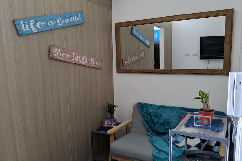 Very Cozy 1 Bedroom Unit With Balcony - Makati