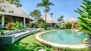 3 quartos, camas com colchões pillow-top, individualmente decorados