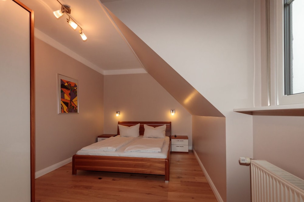 5***** Luxus Pool Villa, Sehr Ruhige Lage, Wlan Gratis, Beheizter Pool, 3000 Qm - Ostseebad Boltenhagen