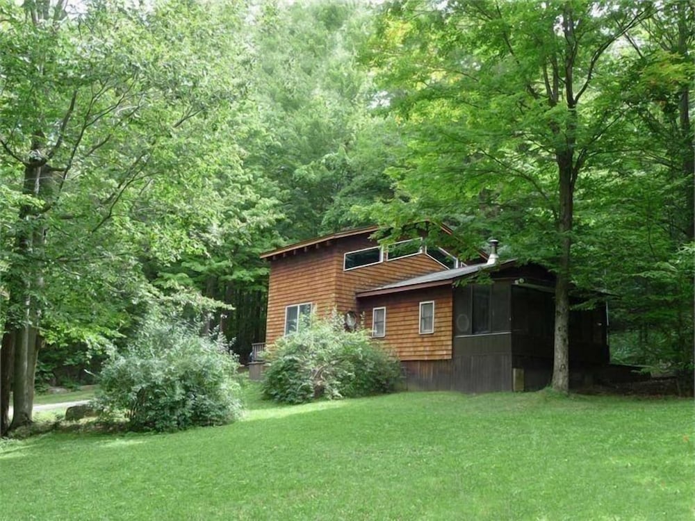 Cedarwood Lodge - Moshannon State Forest, Penfield