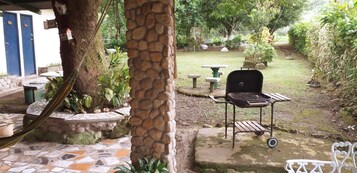 Área para churrascos e piqueniques