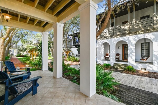 Peaceful pet-friendly luxury home with outdoor space, steps from heated ...