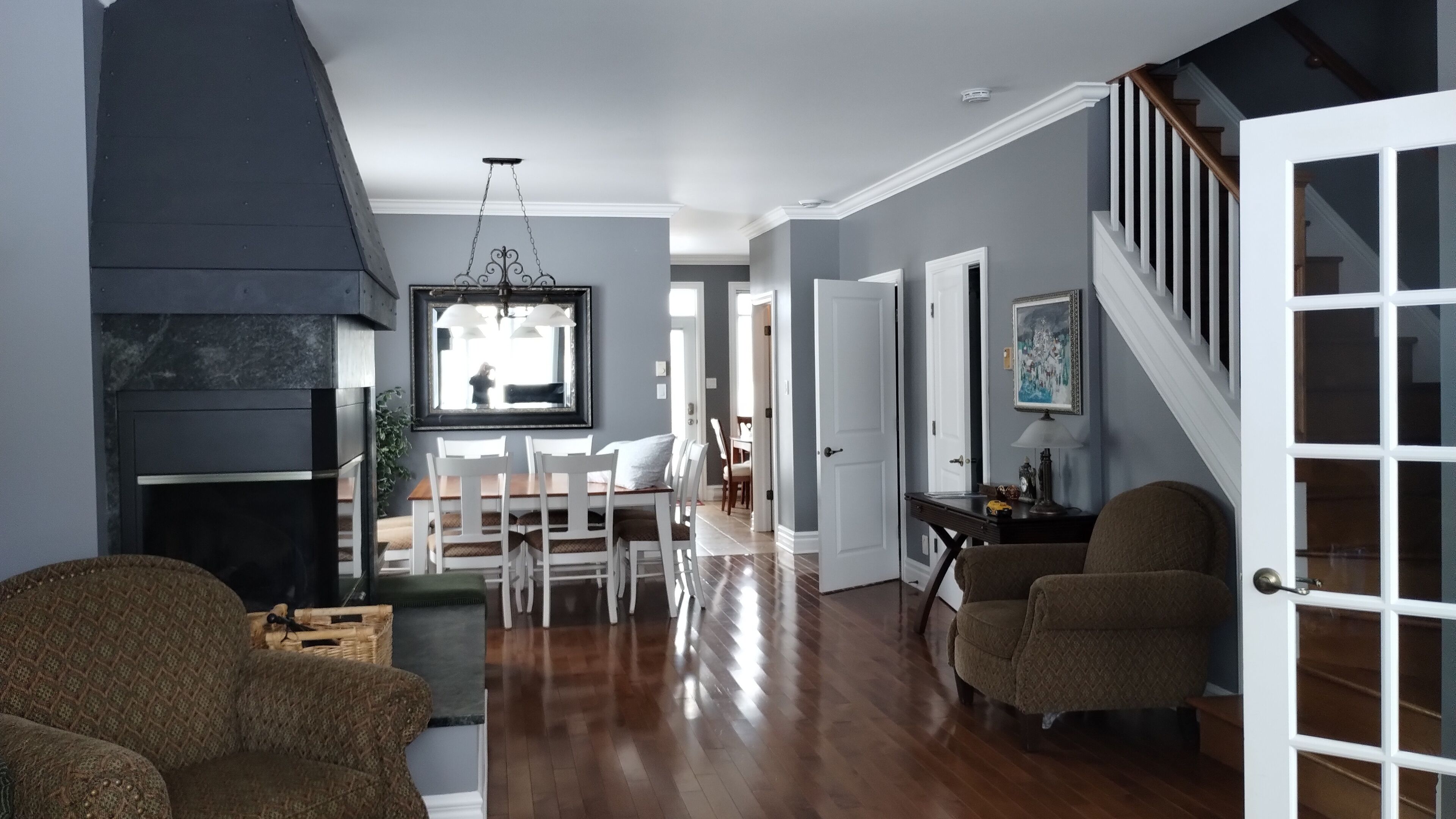 Beautiful 3 Bedroom Townhouse Facing The Lake Walk To Town! - Magog