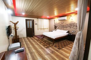 Camas de colchão Select Comfort, Wi-fi grátis, roupa de cama fornecida