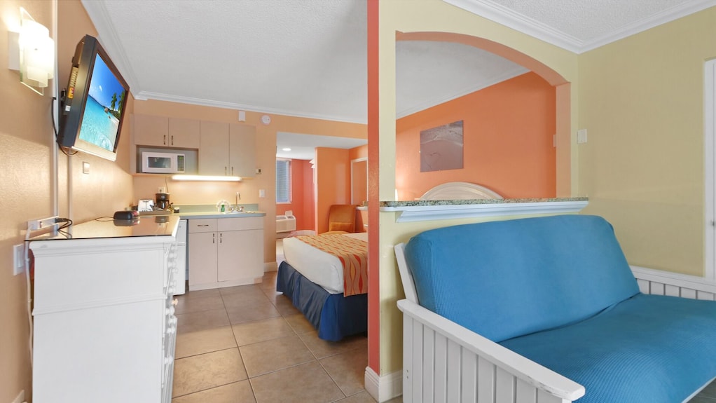 Pelican Pointe 212:walk To Beach~pool~free Parking - 클리어워터 비치