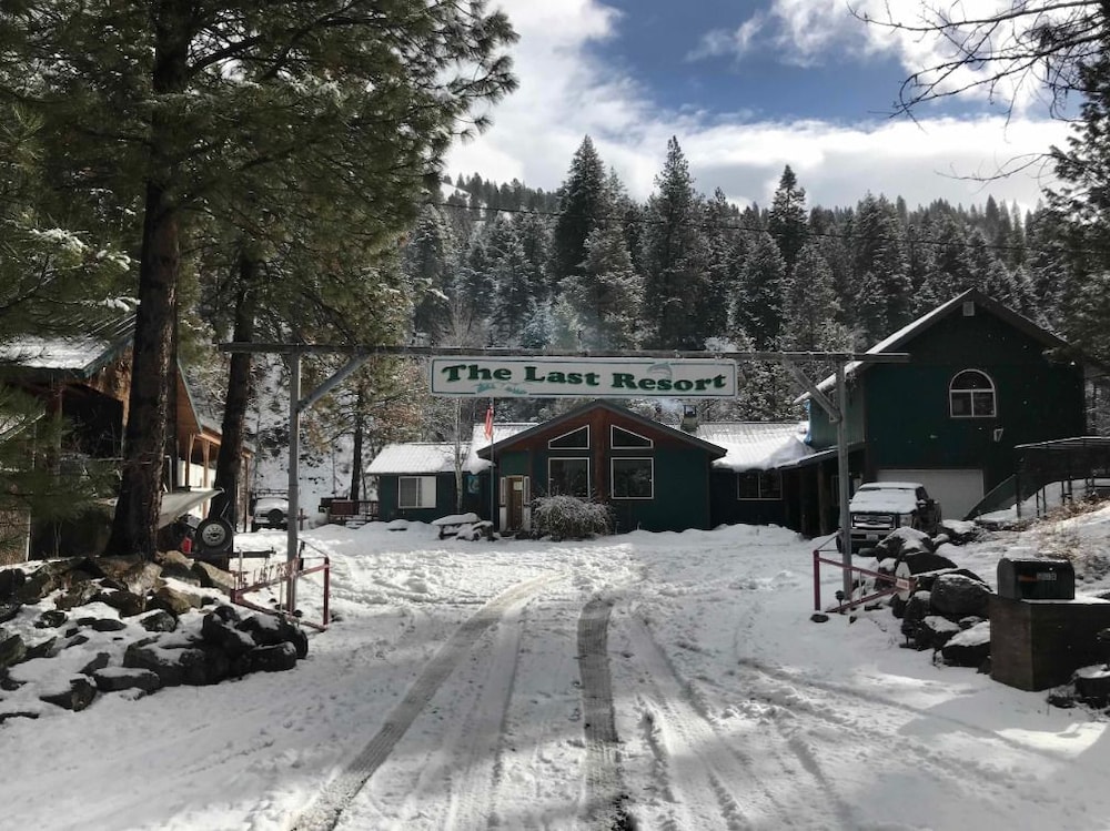The Last Resort Lodge - Idaho (State)
