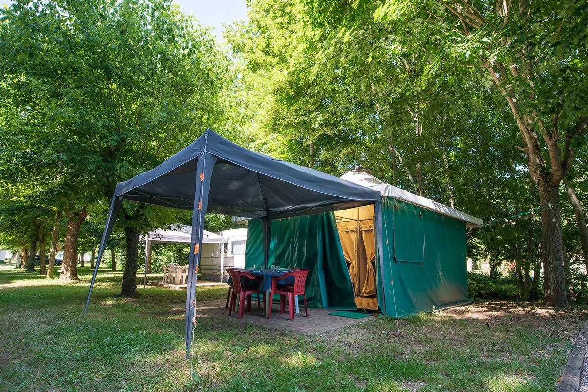 Tenda, 2 quartos | 2 quartos, cortinas/cortinados opacos, ferro/tábua de engomar