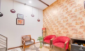 Área de estar no saguão