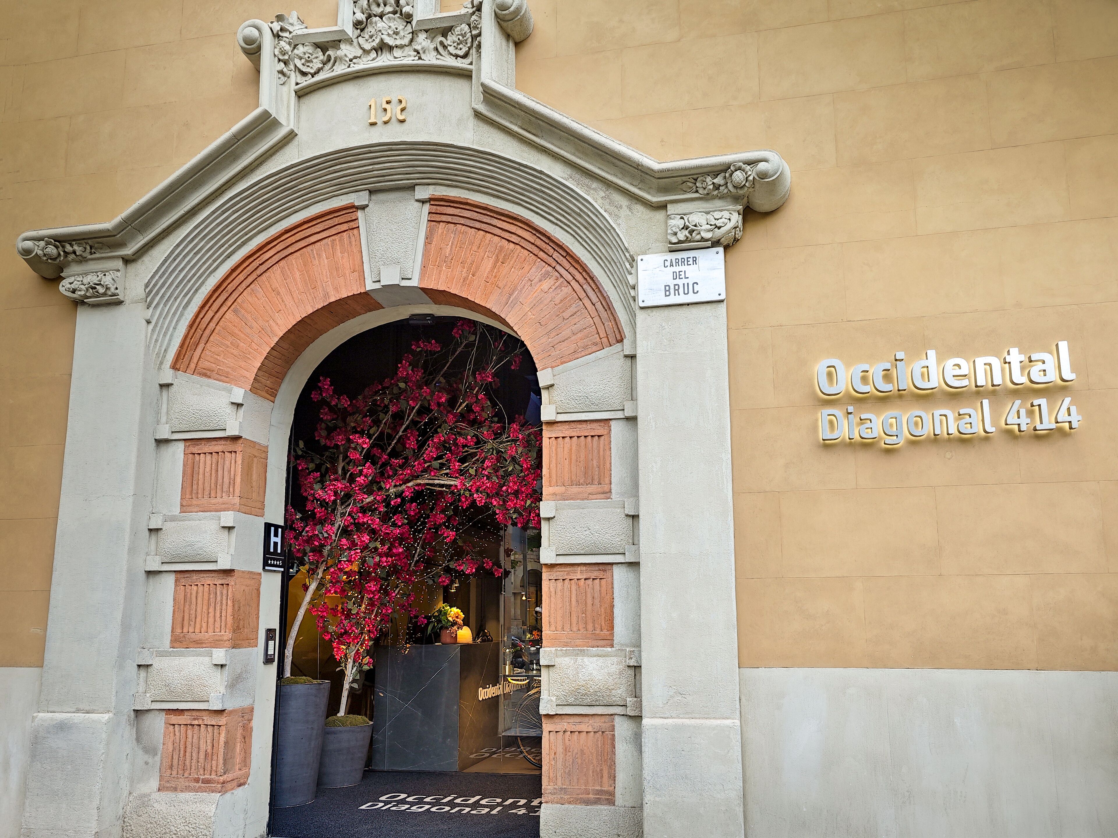 Fachada da propriedade