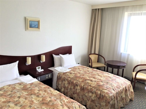 Hotel Fukushima Green Palace - Fukushima