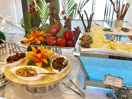 Buffet de pequeno-almoço