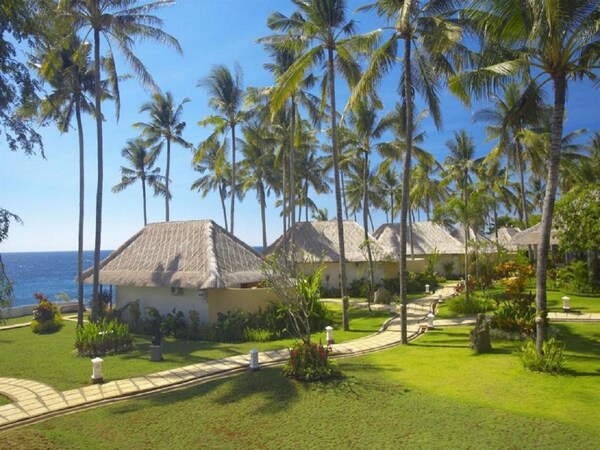 Siddhartha Oceanfront Resort & Spa Bali - Bali