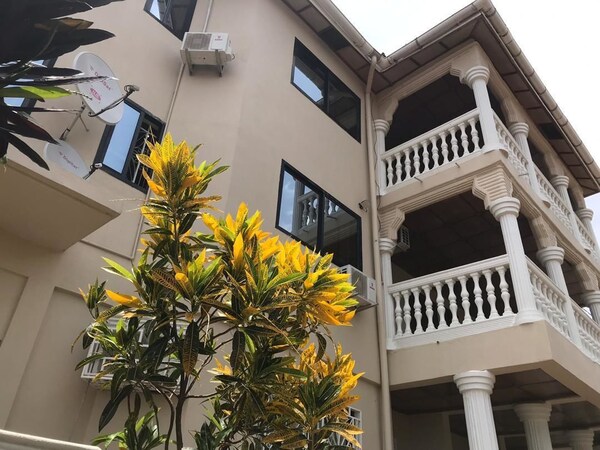 Ishmajoso Lodge - Freetown