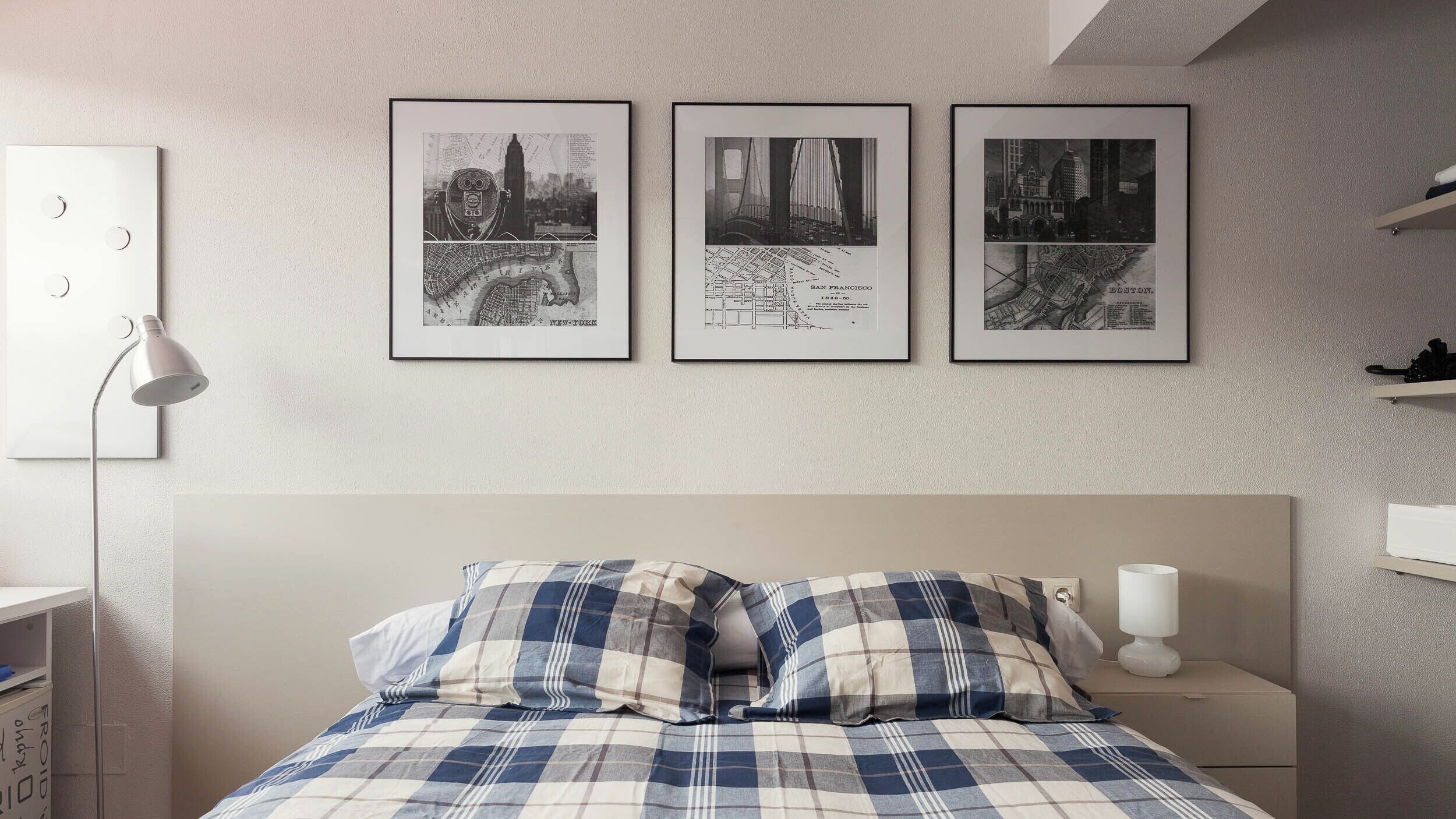 Quarto casal, vista para o pátio | Quartos à prova de som, Wi-Fi de cortesia