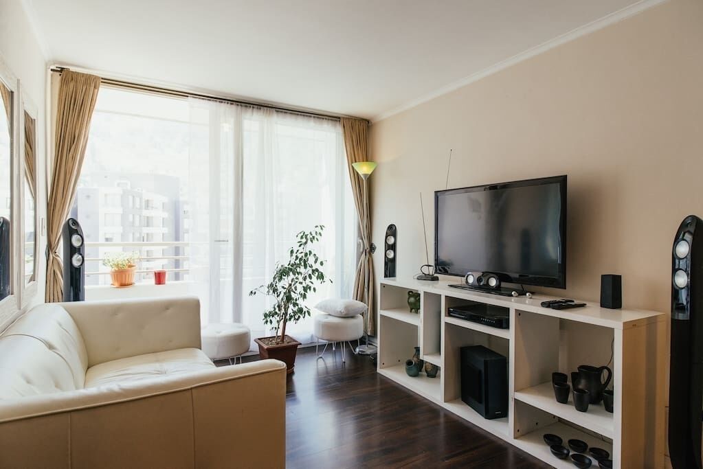 Great Location,parking,nice View. - Providencia