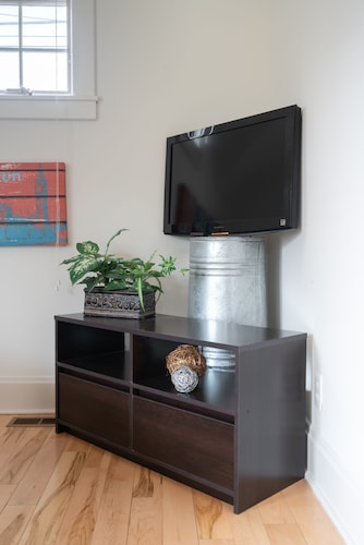 The Short North Carriage House-private Parking!!! - Upper Arlington, OH