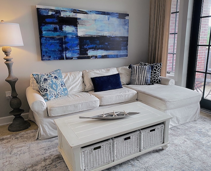 Flash Sale - Book Now!!! 30a Condo, Balcony, Pool, Parking Lot, Next 2 Rosemary - Rosemary Beach, FL