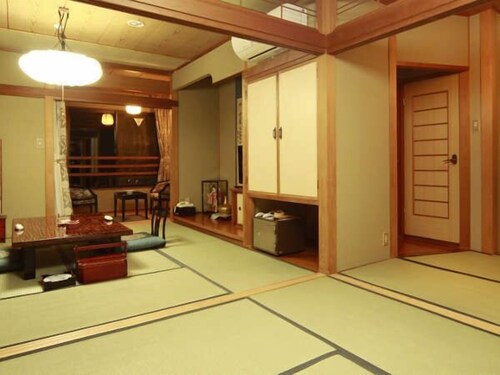 Kichiya - Achi