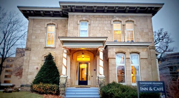 Governor's Mansion Inn - Madison