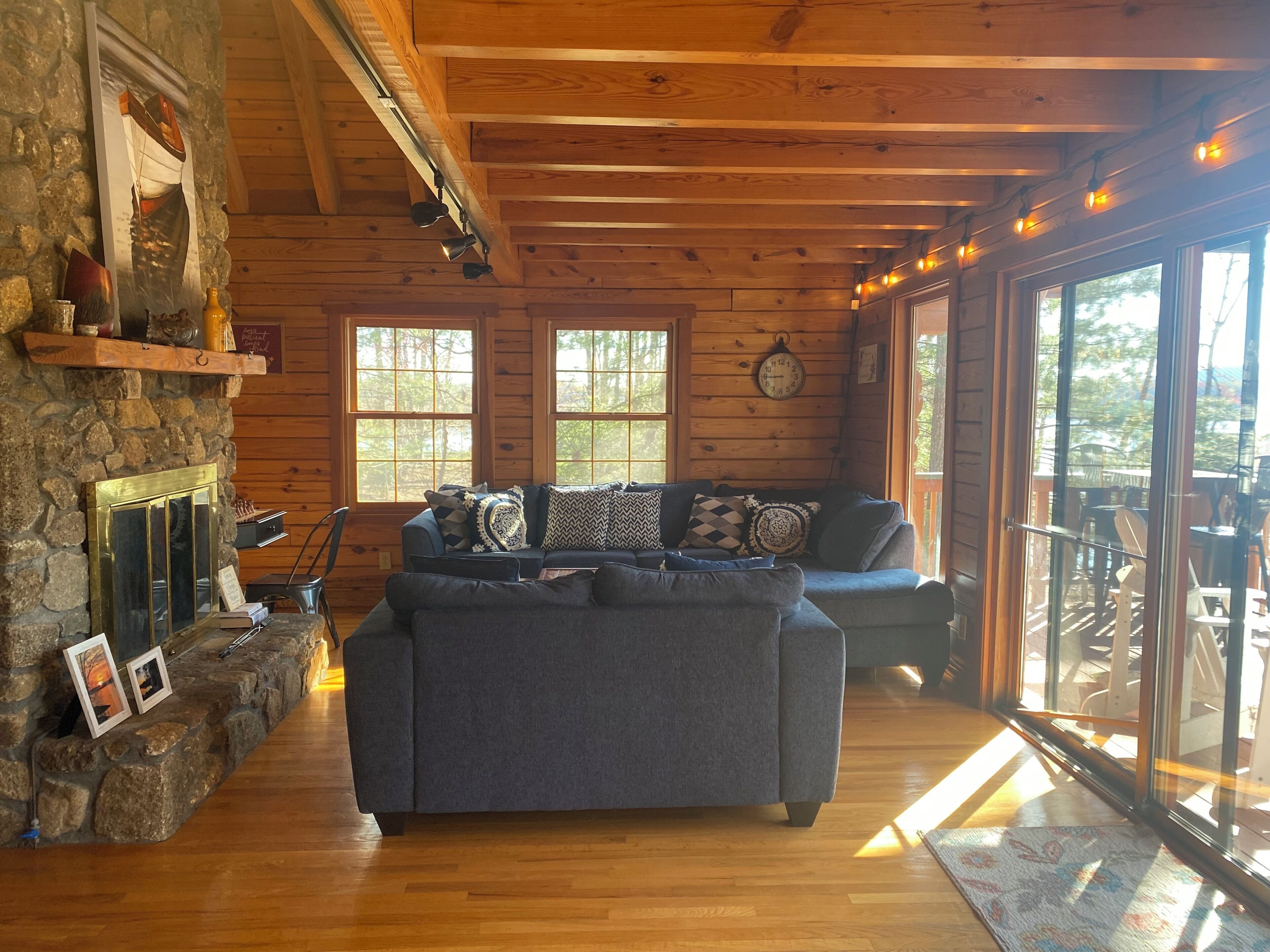 Sml Lake Cabin Serenity Point: Relax, Paddle, Campfires, Sunrise Views, Unplug - Smith Mountain Lake, VA