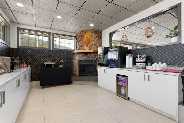 Pequeno-almoço continental diário incluído