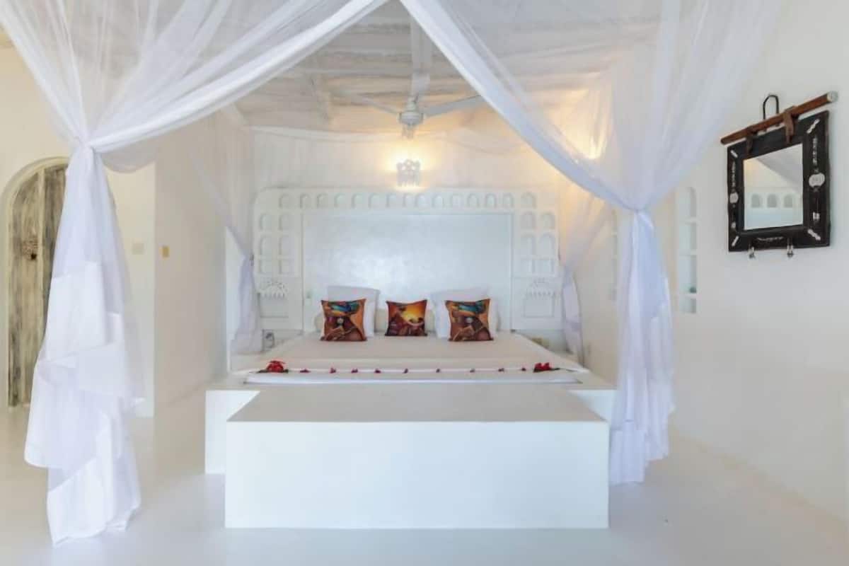 1 quarto, lençóis de algodão egípcio, roupa de alta qualidade
