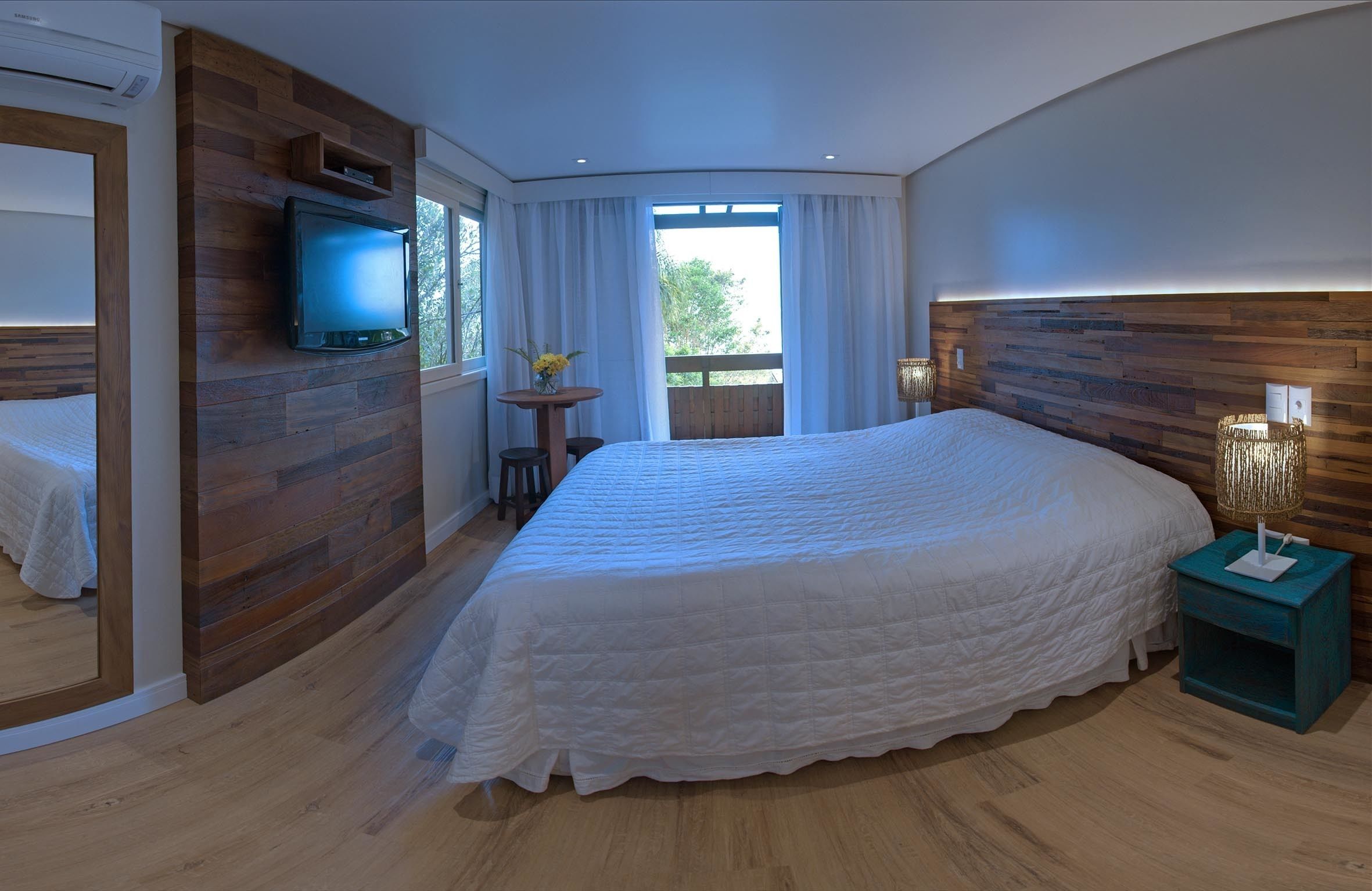 Loft | Roupa de alta qualidade, minibar, cortinas/cortinados opacos 