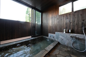 Banheira e chuveiro separados, banheira de imersão