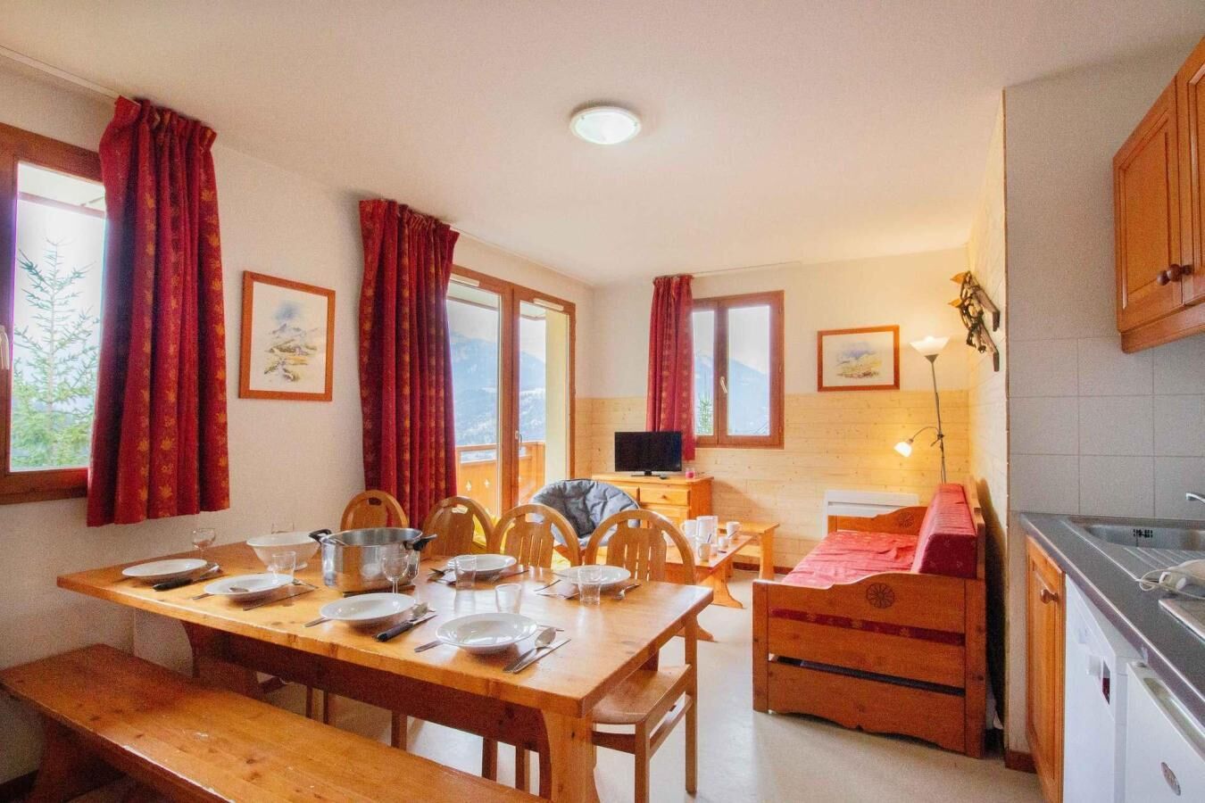 Op 100m Van De Ski Piste, 2e Verdieping, Uitzicht Bergen, Balkon, Parkeren, Televisie, Ski-kluis - Aussois