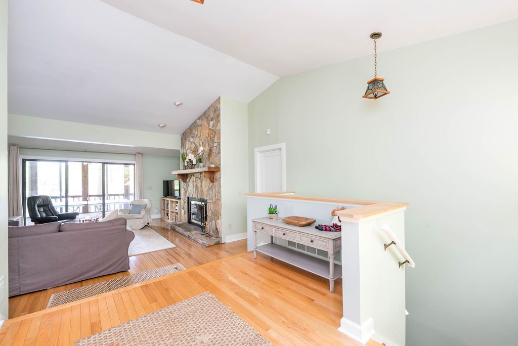 Beautiful Lakefront Home 60 Minutes From Atlanta - Canton, GA