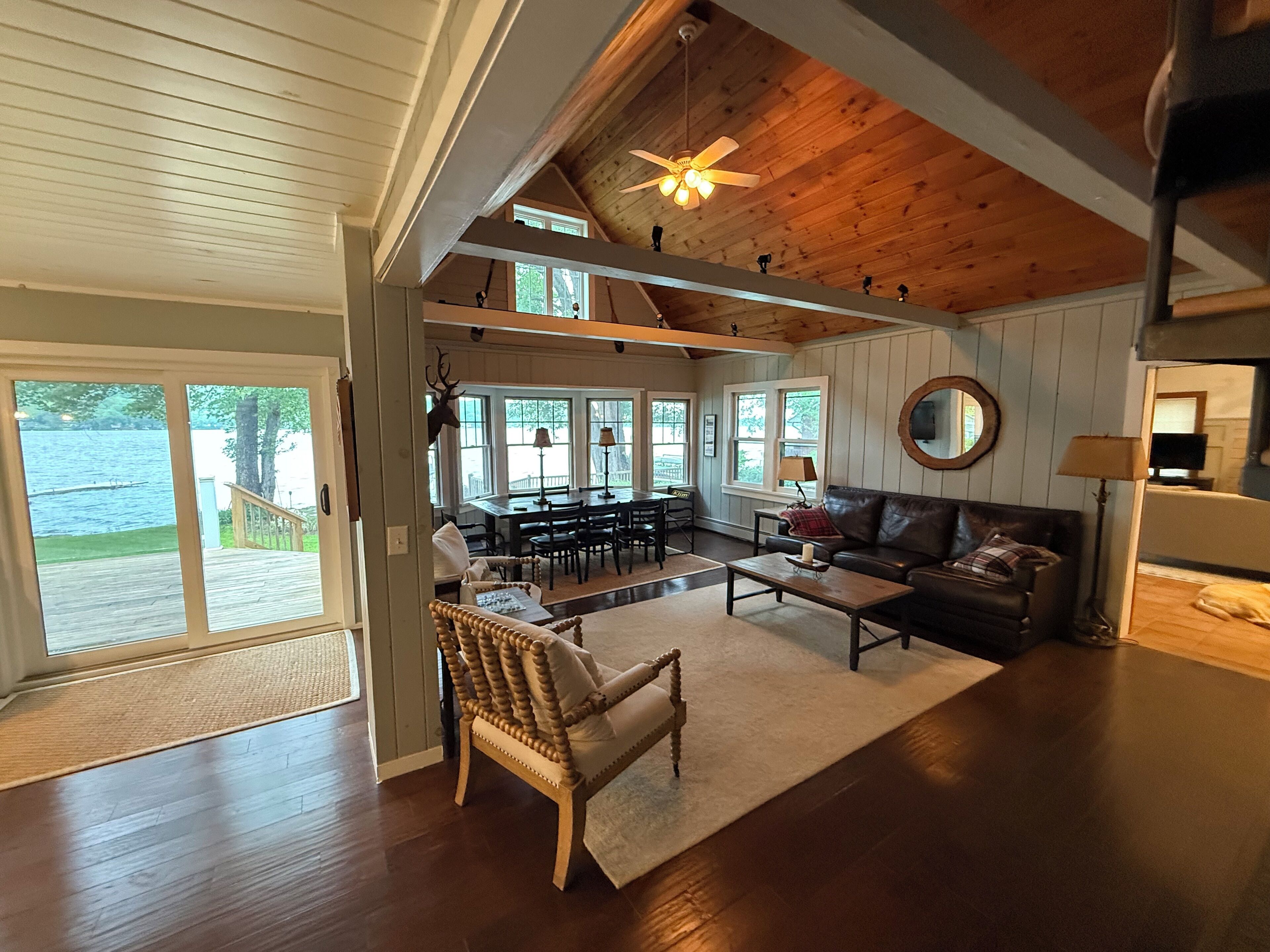 Luxury Lakefront Home With Pool, Hot Tub, And Sauna! - 리마