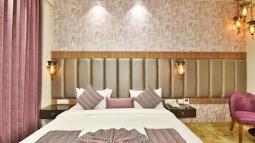 Quarto executivo, 1 cama King | 1 quarto, roupas de cama de algodão egípcio, roupas de cama premium
