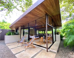 Quarto, várias camas, frigorífico, vista para o jardim (Coqui) | Cofre no quarto, Wi-fi grátis, com decoração personalizada