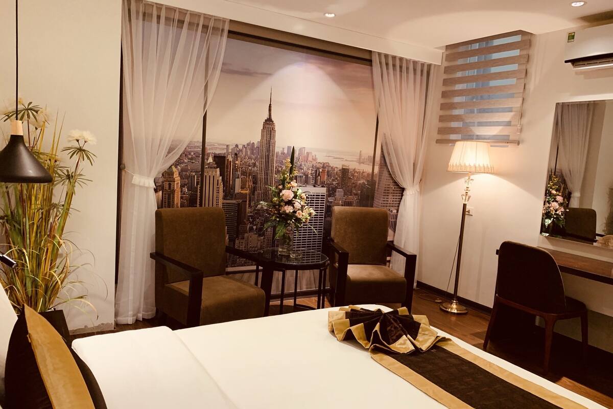 Quarto Superior | Minibar, cofre no quarto, secretária