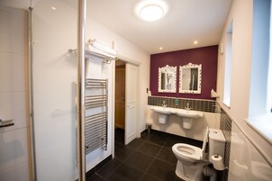 Produtos de toalete grátis, toalhas de banho