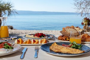 Pequeno-almoço continental diário incluído 