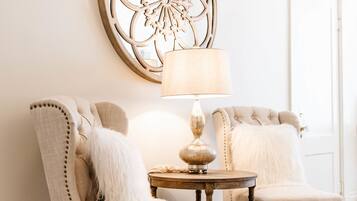 Quarto Empresarial | Roupa de alta qualidade, camas de colchão viscoelástico