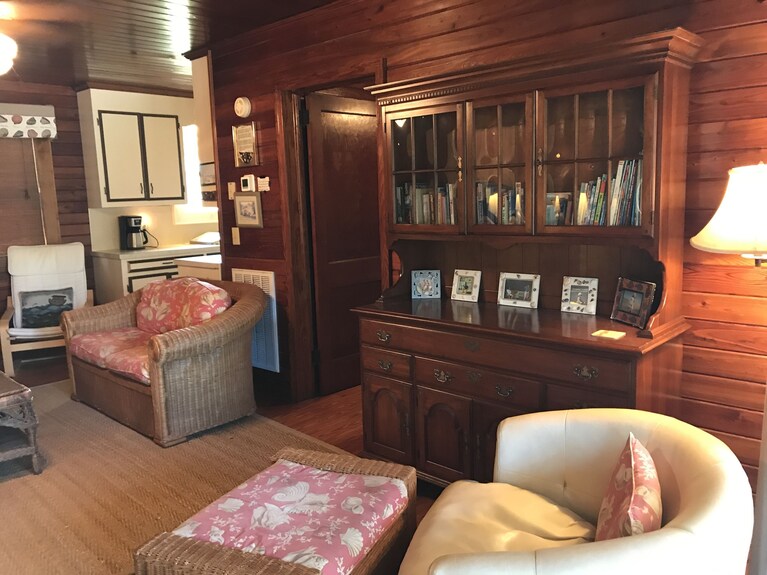 Cottage: 3005 Palmetto Blvd. - Edisto Beach State Park, Edisto Island