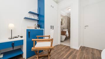 Quarto empresarial | Quartos à prova de som, Wi-Fi de cortesia, roupa de cama