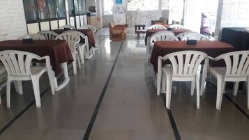 Pequeno-almoço inspirado na cozinha local diário (224 INR por pessoa)