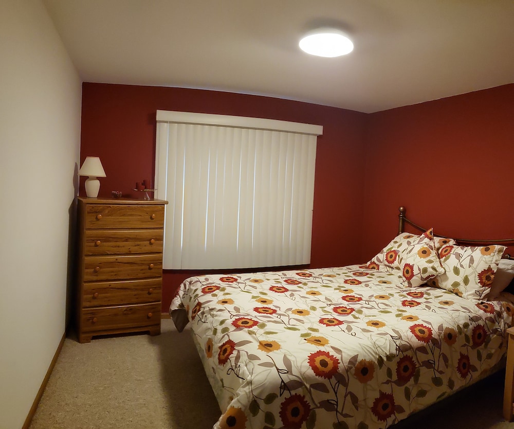 Cozy Comfy House 5 Min From Sand Valley Golf And 45 Min From Wisconsin Dells - Wisconsin