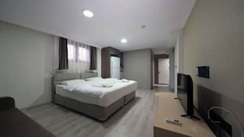 Economy Double or Twin Room (Semi-Basement) | 1 quarto, quartos à prova de som, Wi-Fi de cortesia, roupa de cama
