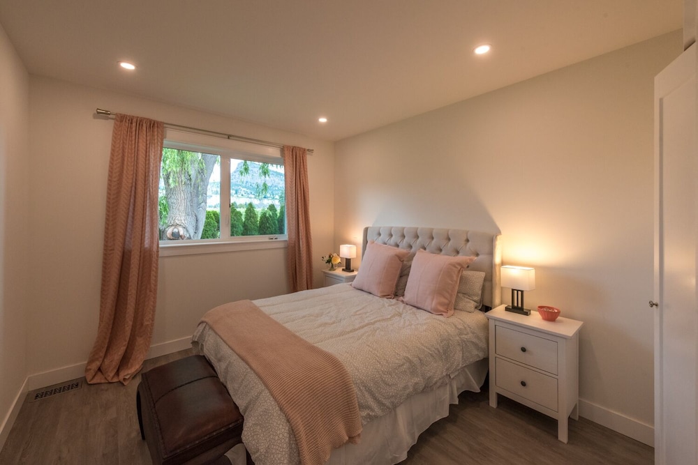 Trout Creek Charmer - Steps To Ok Lake & Winery - Summerland