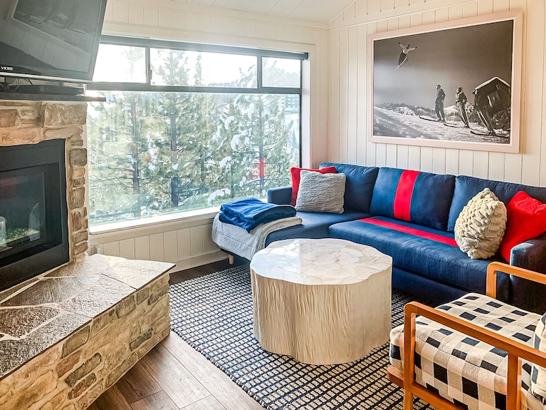 Quiet Family Getaway Hot Tub / Mountain View / Ski Resorts - Lake Tahoe