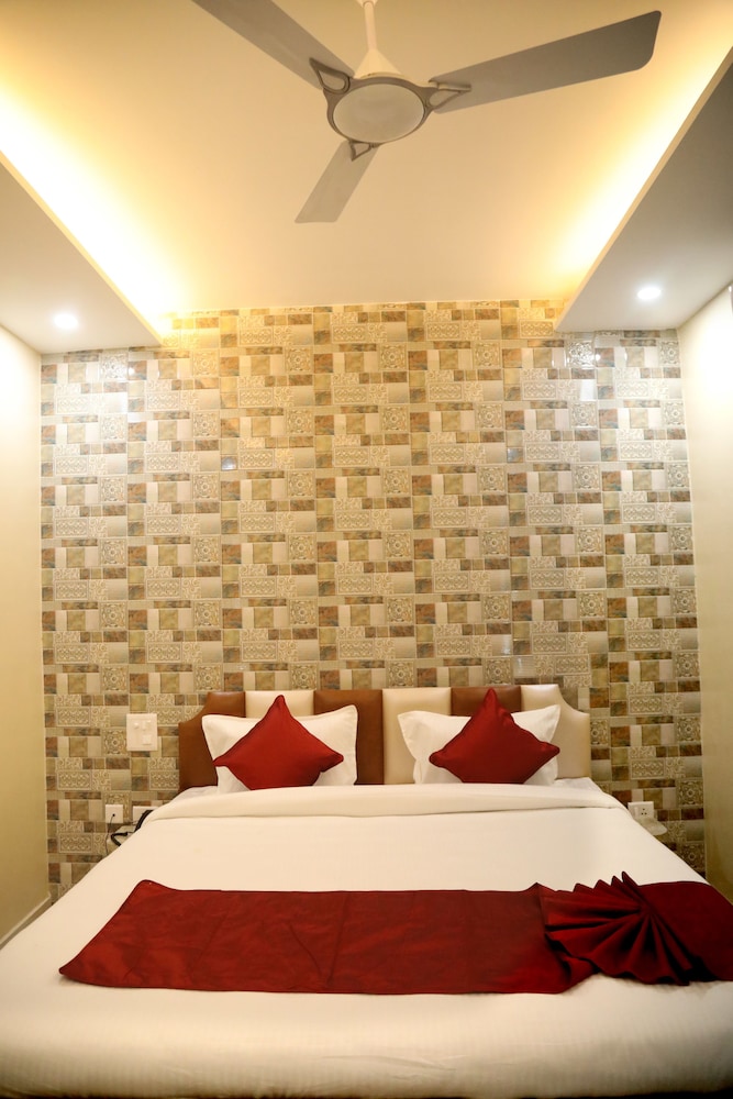 Hotel New Seasons - Kalka