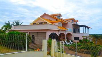 Fachada