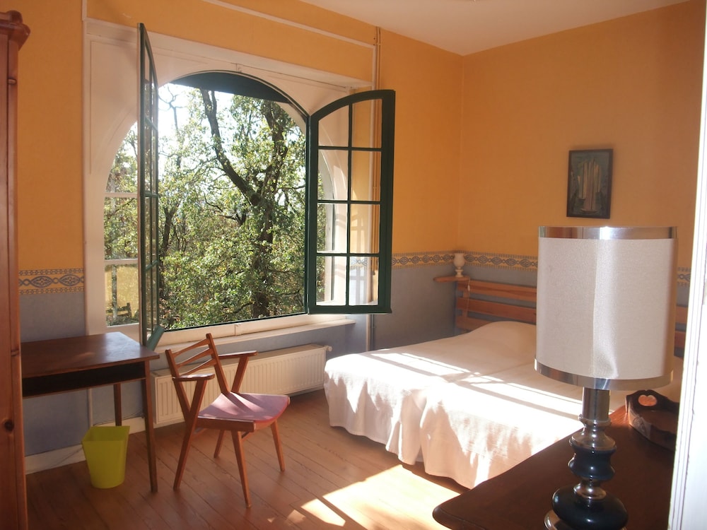 On The Shores Of Lac St Ferréol, In The Montagne Noire, Here Is The Villa Les Ecureuils - Revel