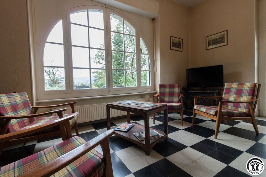 Au Bord Du Lac St Ferréol, Dans La Montagne Noire Voici La Villa Les Ecureuils - Revel