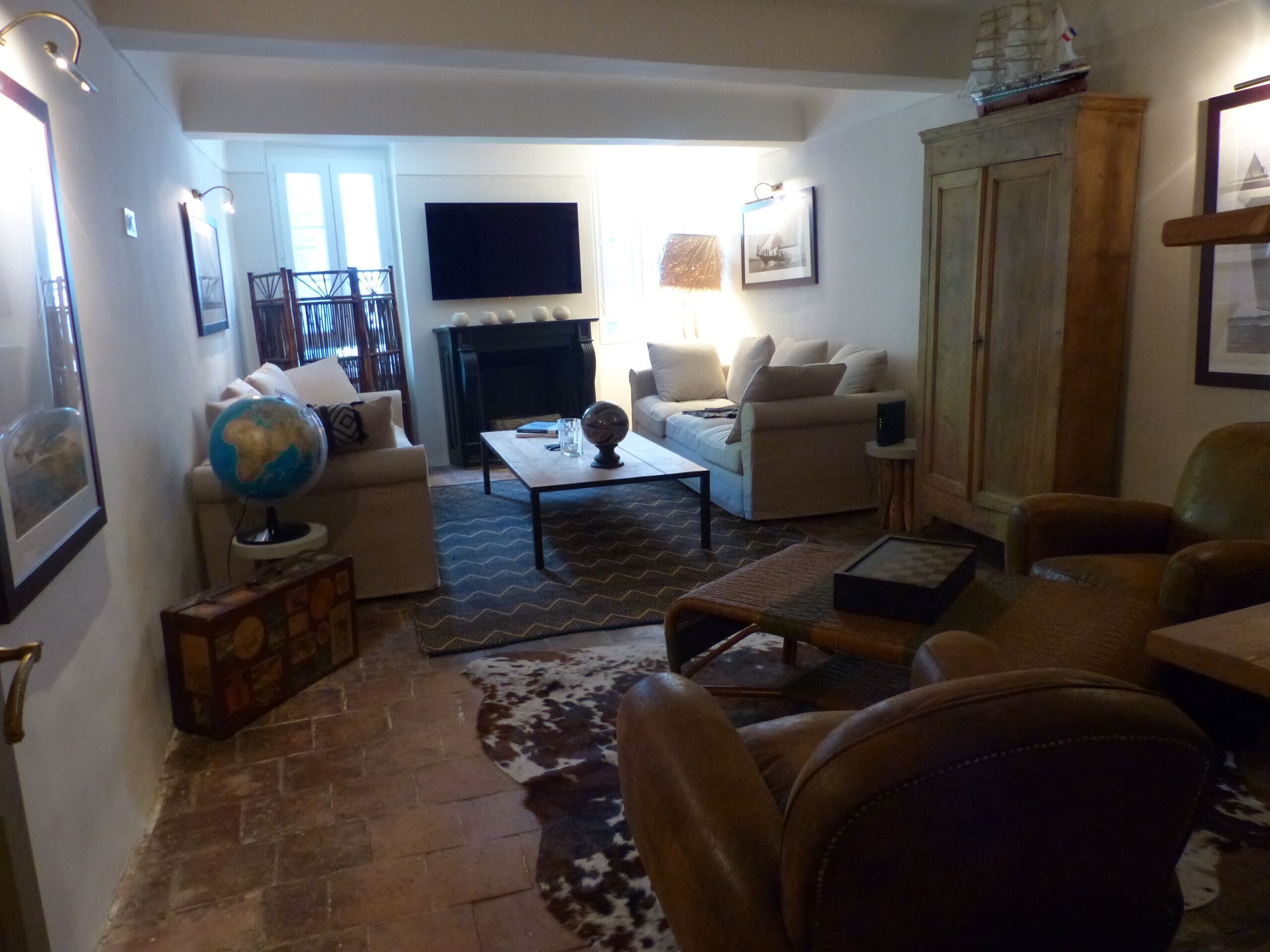 Presqu'ile Van Saint Tropez. Dorp Van Cogolin - Cogolin